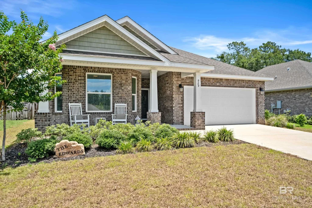 3 Bed 2.00 Bath Home in Ledgewick, Foley - For Sale $335500
