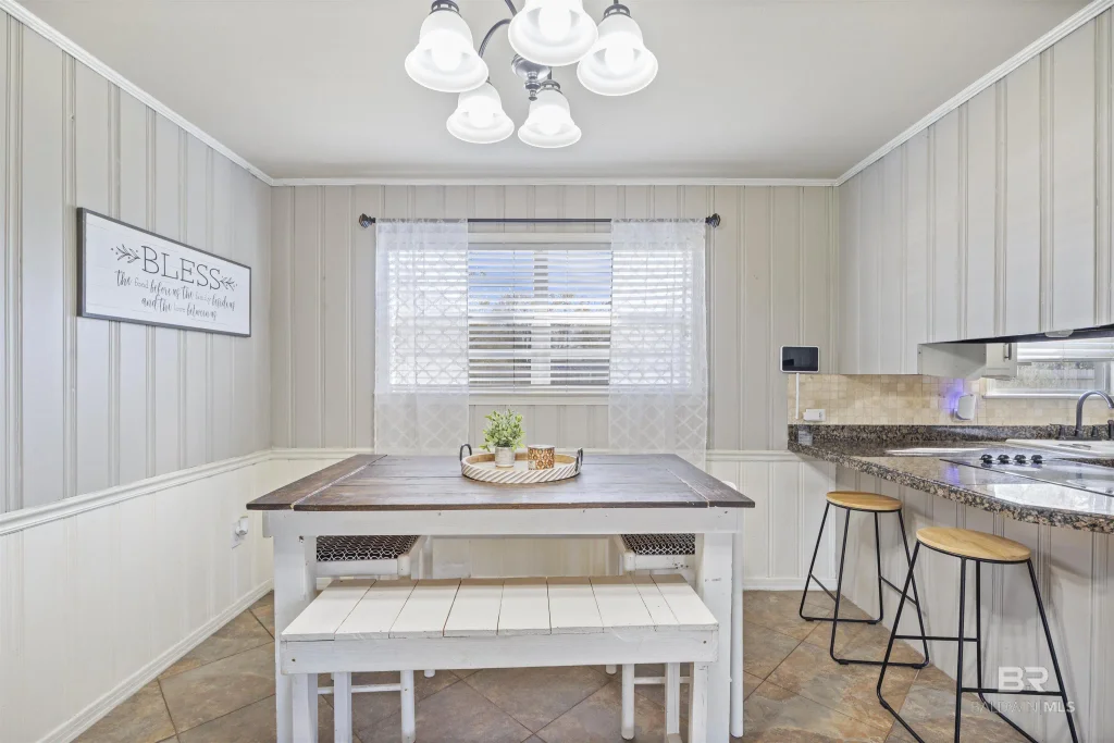 3 Bed 2.00 Bath Home in Saraland, Saraland - For Sale $219900