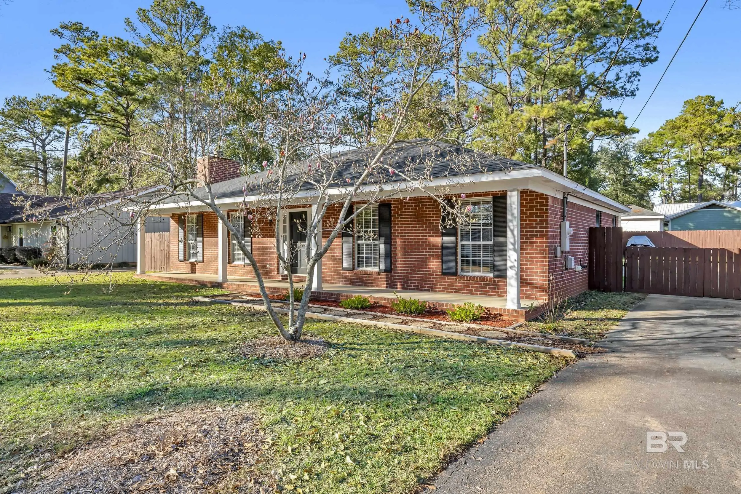 125 Dunbar Loop, Daphne Property Listing: MLS® #390575