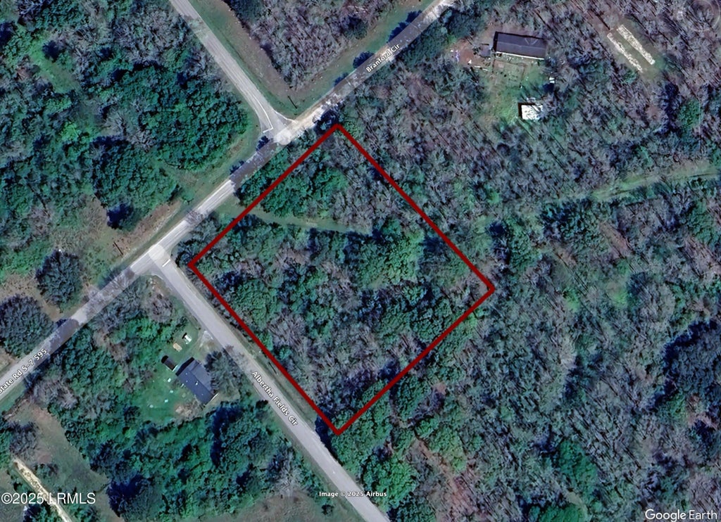 7 Albertha Fields Circle, Yemassee Property Listing: MLS® #193275