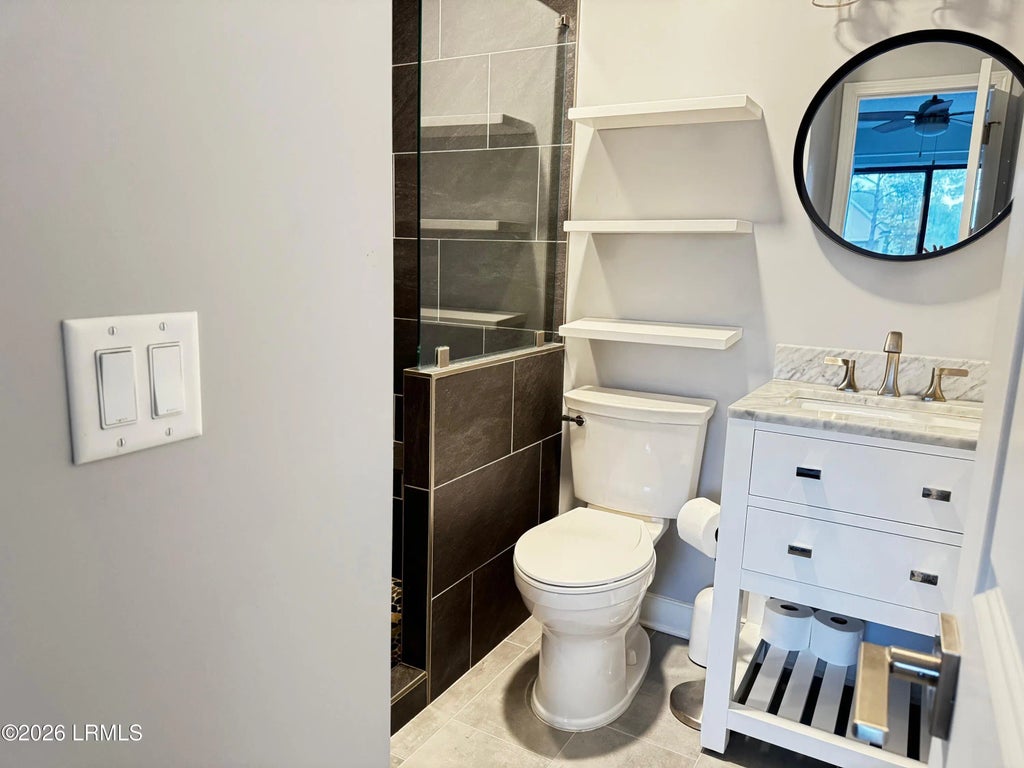 40 Folly Field Road A17, Hilton Head Island Property Listing: MLS® #194121