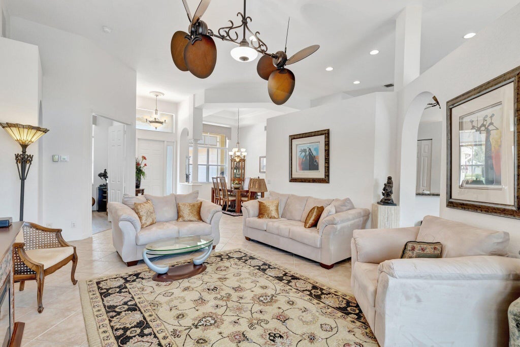 699 Sw River Bend Circle, Stuart Property Listing: MLS® #RX-11099324