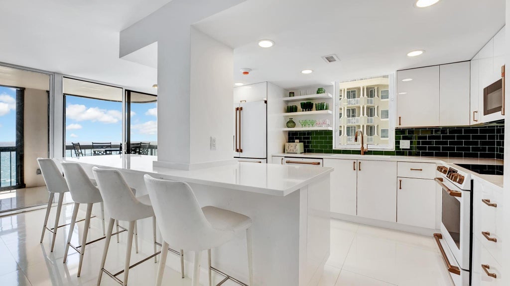 5380 N Ocean Dr #6c, Singer Island Property Listing: MLS® #RX-11150839