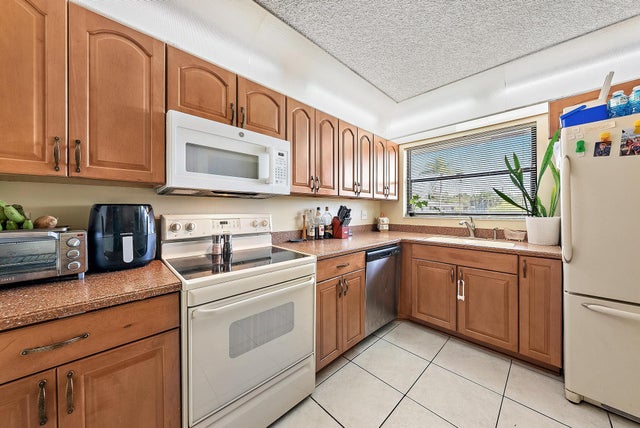 1271 Se Parkview Place #h11, Stuart Property Listing: MLS® #RX-11153798