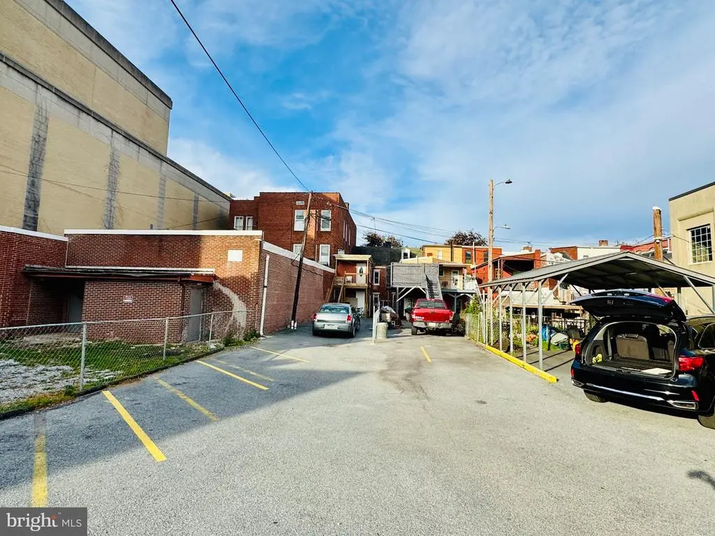 132 Cedar St, Reading Property Listing: MLS® #PABK2065522