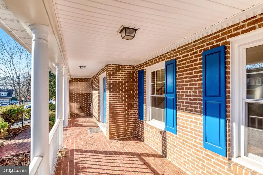 Property for sale at 13910 Stonefield Ln, CLIFTON, VAProperty Listing ...