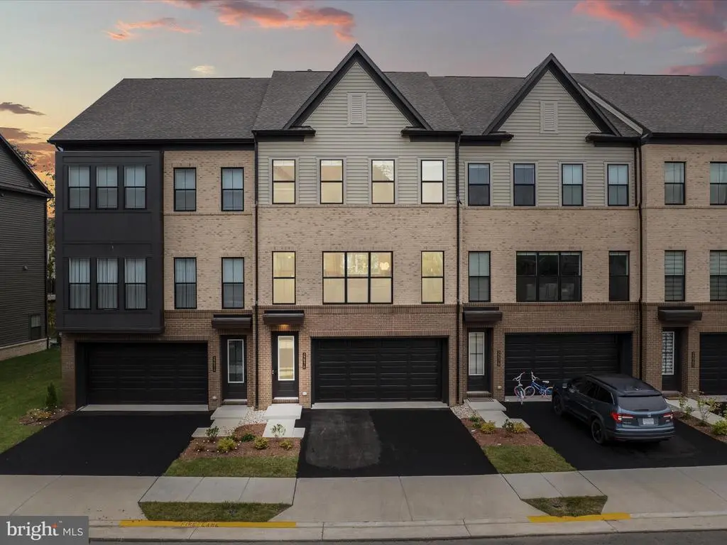 Property for sale at 22976 Copper Tree Ter, ASHBURN, VAProperty Listing ...