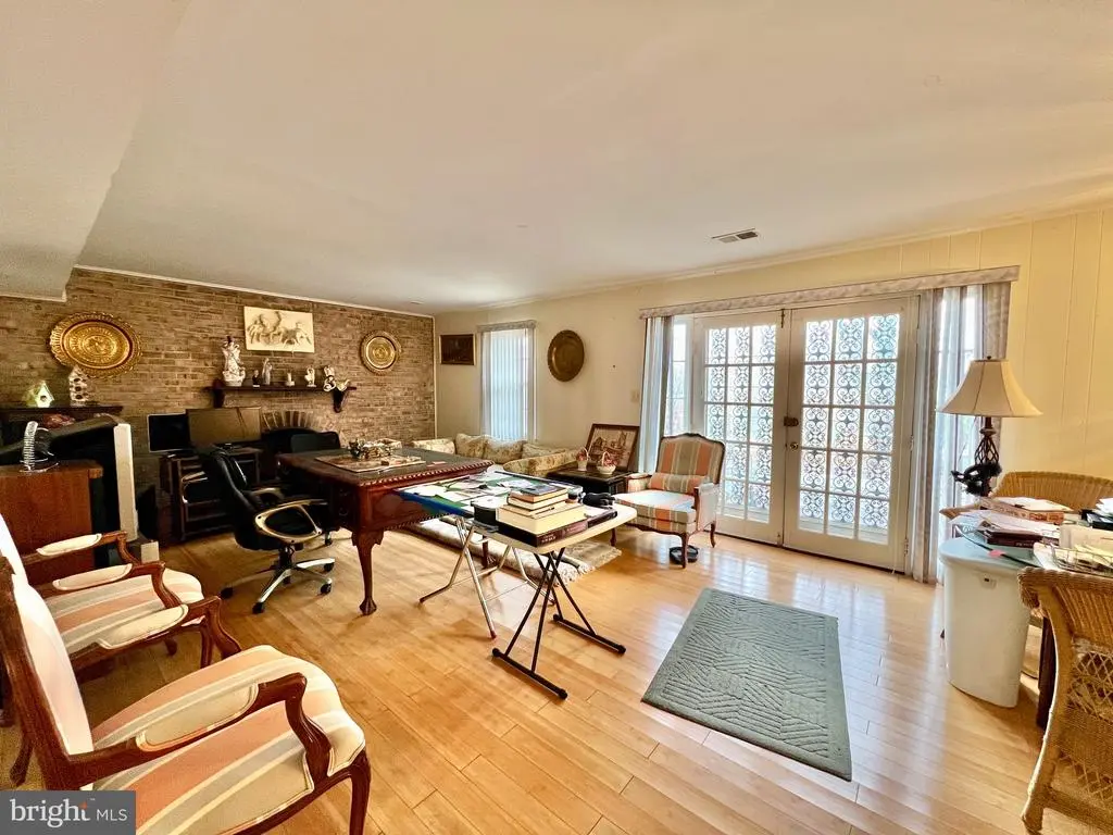 Property for sale at 14004 Northwyn Dr, SILVER SPRING, MDProperty ...