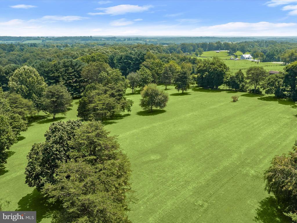 18389 New Cut Rd, Mount Airy Property Listing: MLS® #MDHW2057460