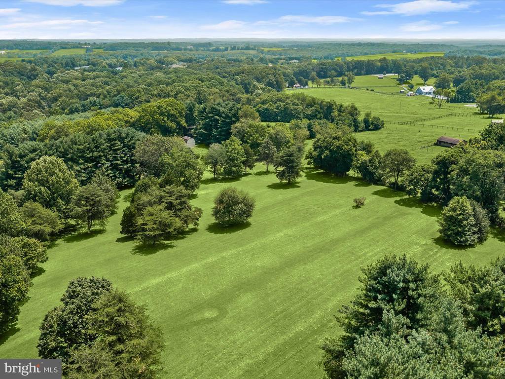 18389 New Cut Rd, Mount Airy Property Listing: MLS® #MDHW2057460