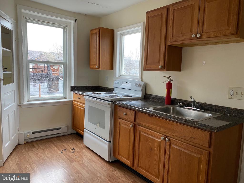 Multi-Family for sale in WILMINGTON DE at 2316 N Market St