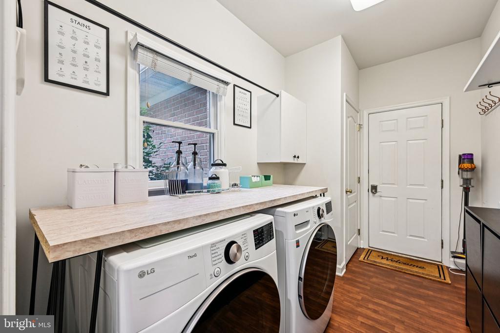 2 Hurlingham Ct, Pikesville Property Listing: MLS® #MDBC2133866