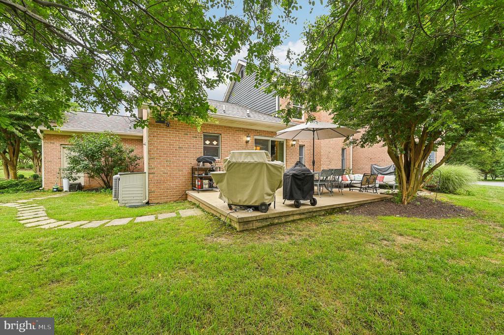 2 Hurlingham Ct, Pikesville Property Listing: MLS® #MDBC2133866