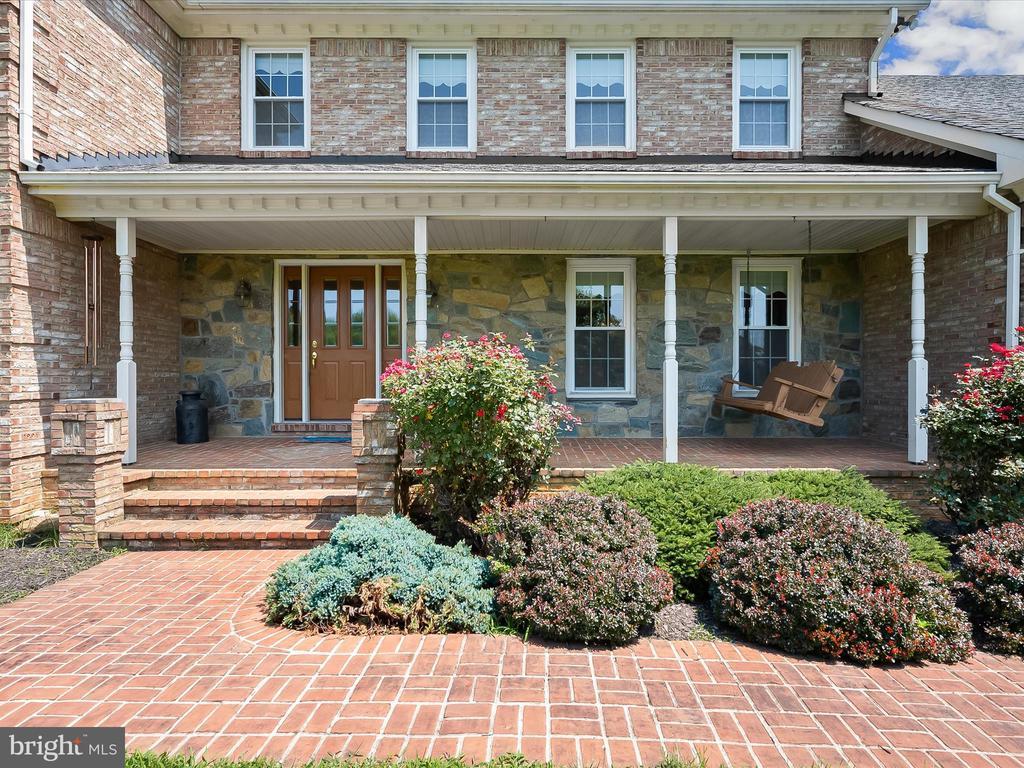 17580 Hardy Rd, Mount Airy Property Listing: MLS® #MDHW2055532