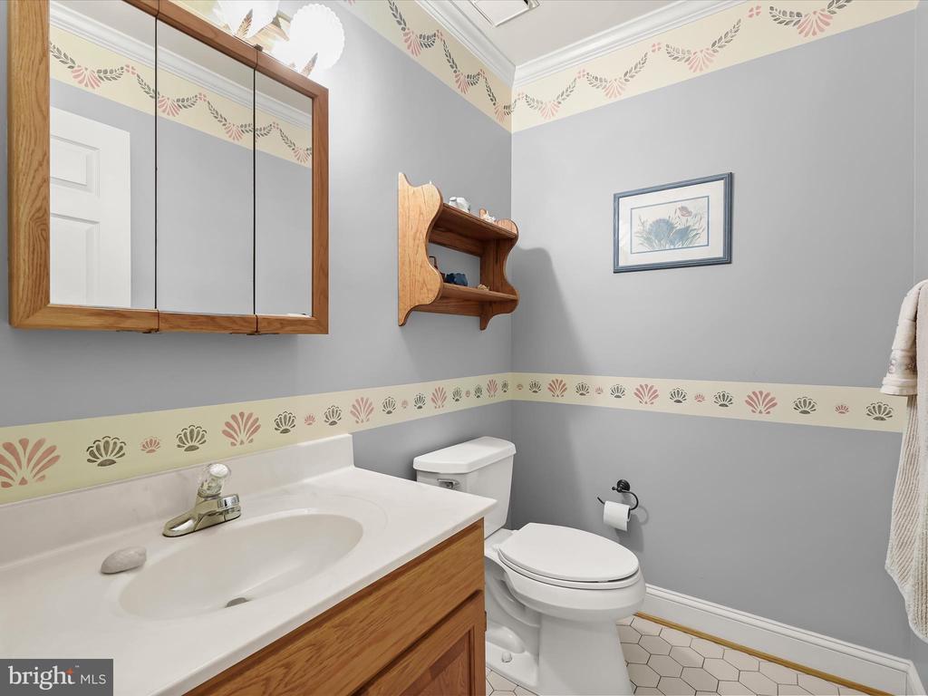 17580 Hardy Rd, Mount Airy Property Listing: MLS® #MDHW2055532