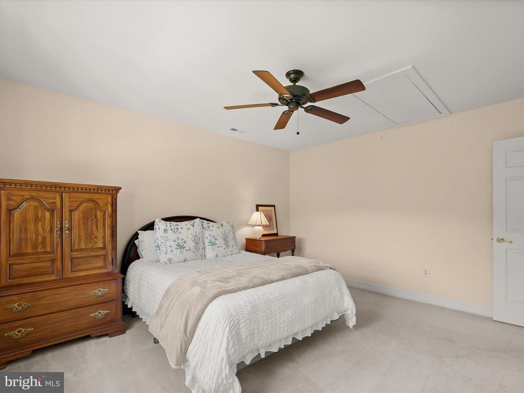 17580 Hardy Rd, Mount Airy Property Listing: MLS® #MDHW2055532