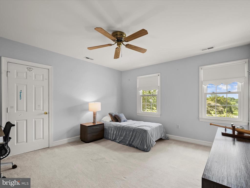 17580 Hardy Rd, Mount Airy Property Listing: MLS® #MDHW2055532