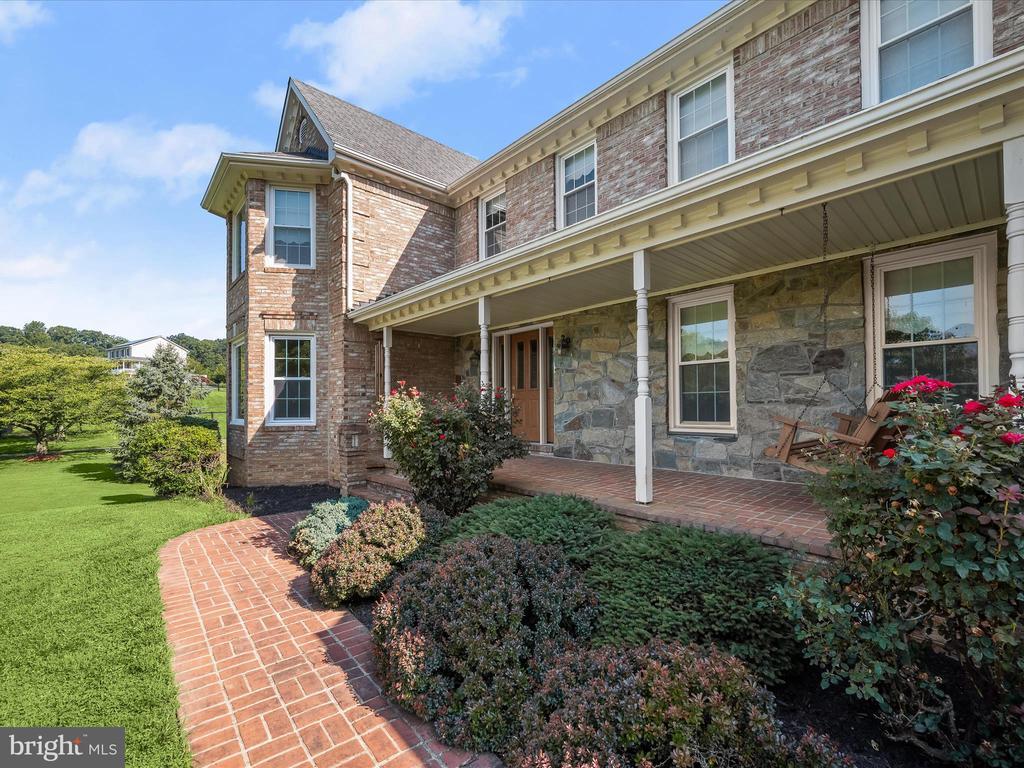 17580 Hardy Rd, Mount Airy Property Listing: MLS® #MDHW2055532