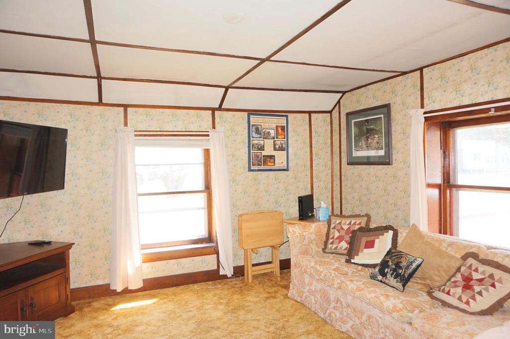 37 Ruby Ln, NORTH BEND PA | NORTH BEND Log Cabin Homes For Sale