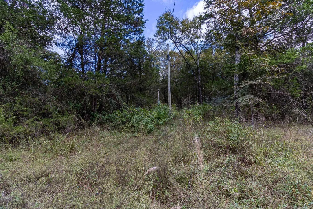 527 Thompson Bay Road, New Blaine Property Listing: MLS® #25040990