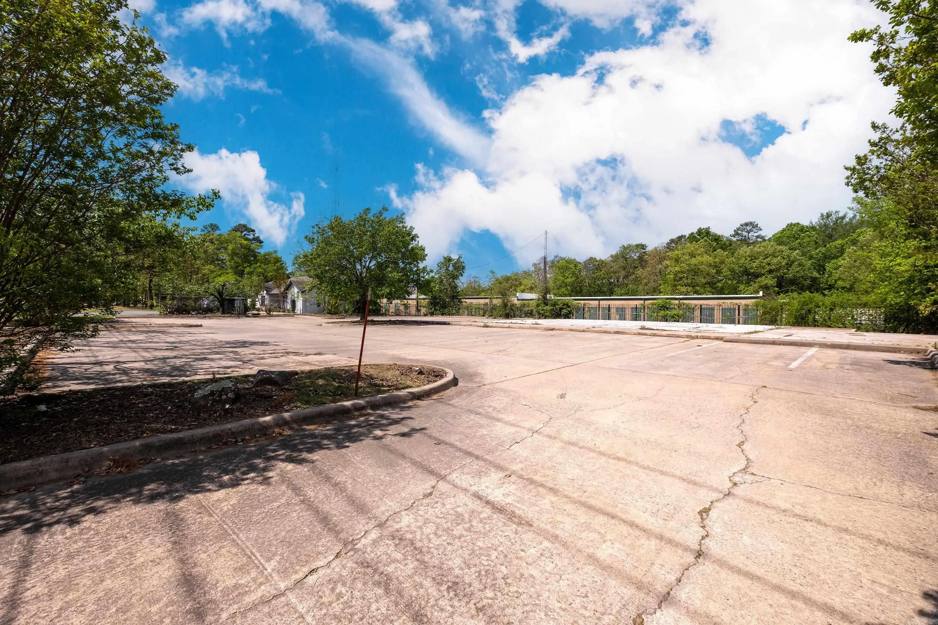 1101 Murphy Drive, Maumelle Property Listing: MLS® #25045248