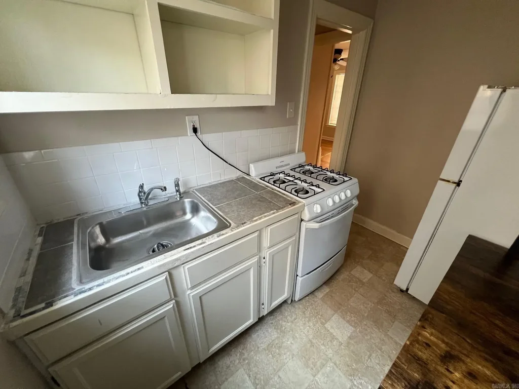 1417 Center, Little Rock Property Listing: MLS® #25049792