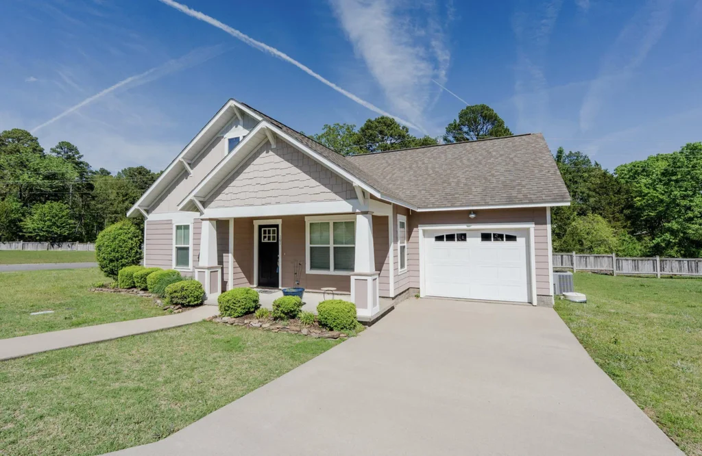 101 Cottage Loop, Heber Springs Property Listing: MLS® #25049900