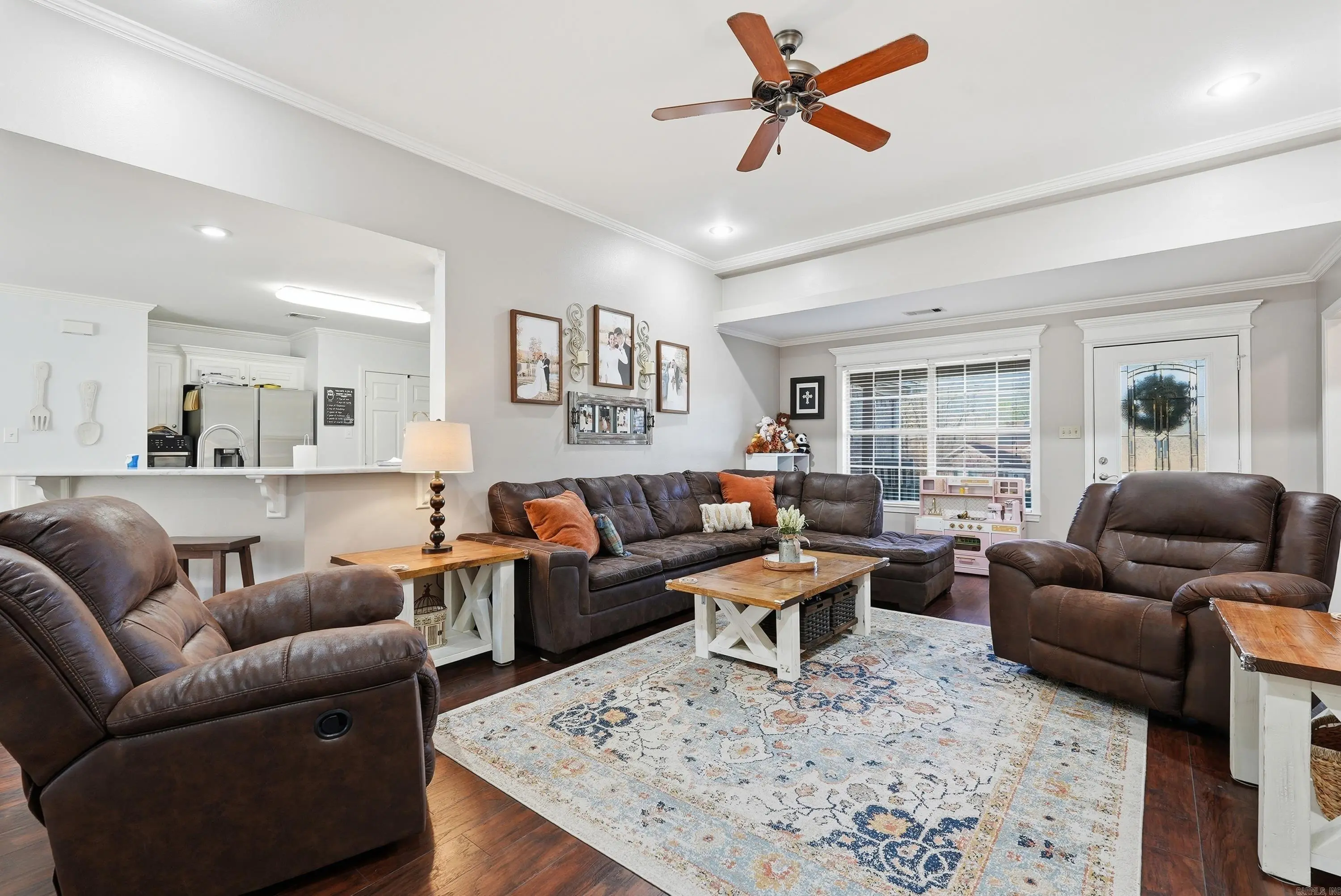 3018 Shady Side Drive, Sherwood Property Listing: MLS® #26003227