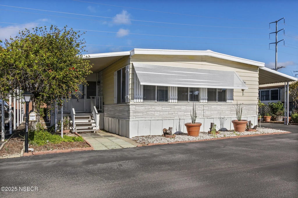 1701 S Thornburg Street 122, Santa Maria Property Listing: MLS® #26000002