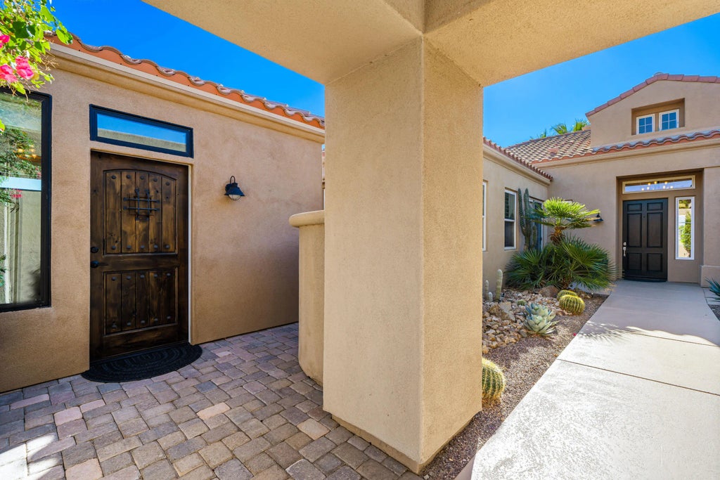 96 Via Bella, Rancho Mirage Property Listing: MLS® #219139227