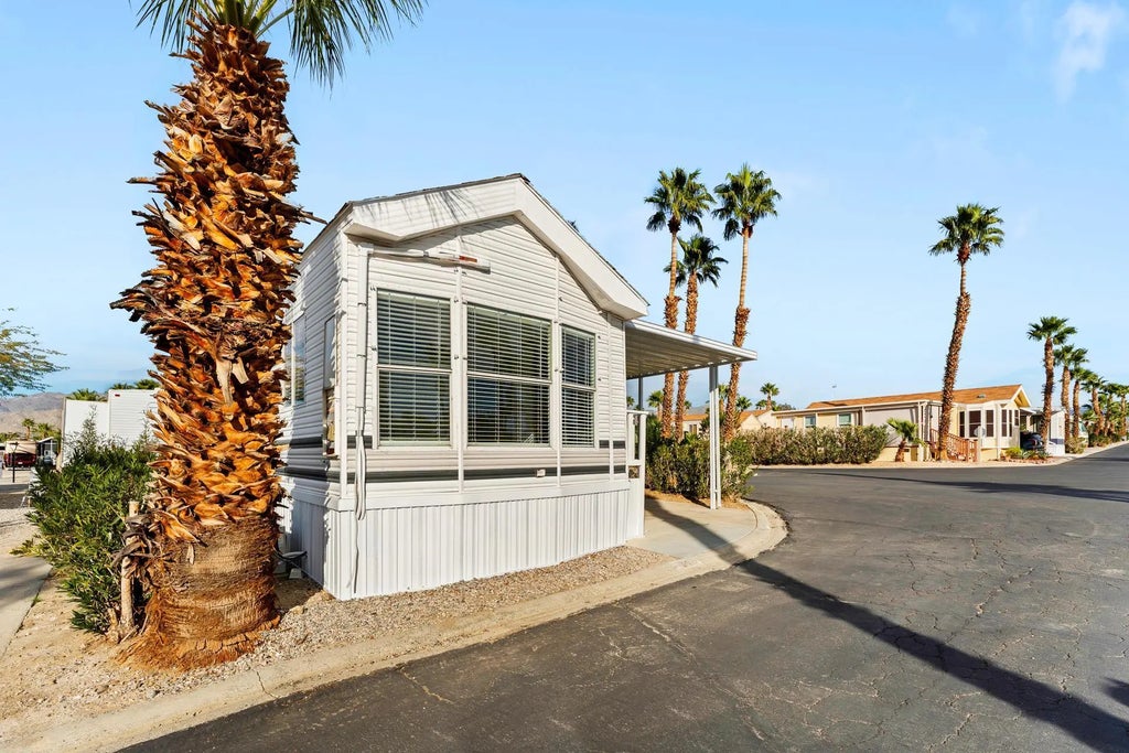 16400 Bubbling Wells, Desert Hot Springs Property Listing: MLS® #219140248