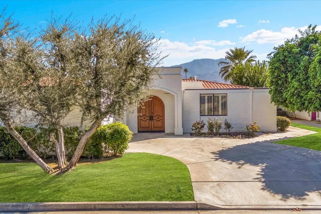 77955 Lago Drive, La Quinta Property Listing: MLS® #219140738