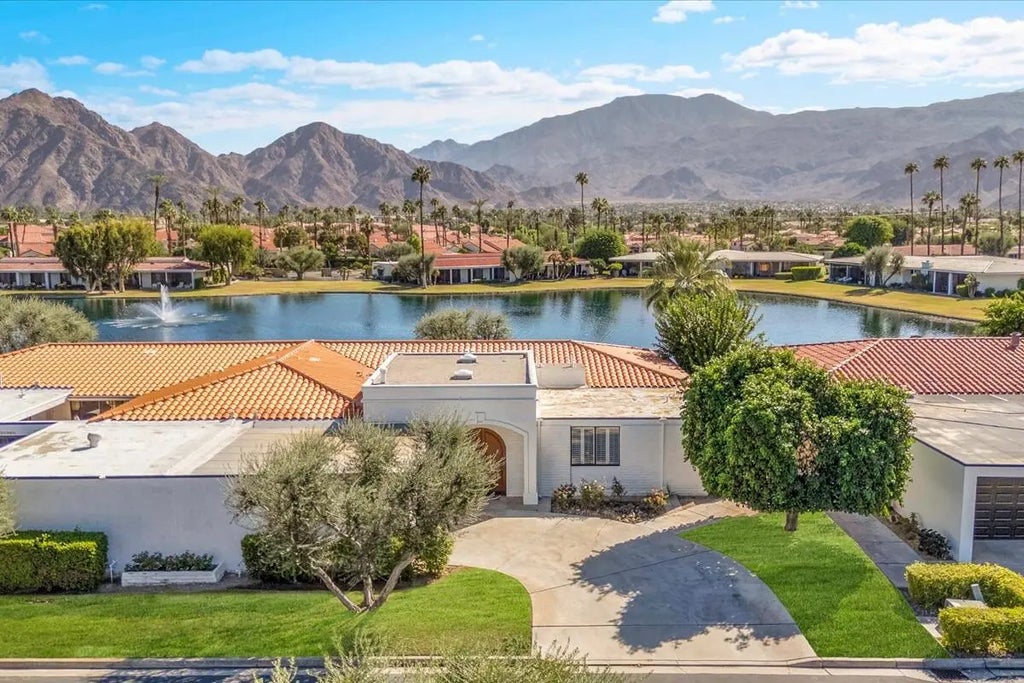 77955 Lago Drive, La Quinta Property Listing: MLS® #219140738