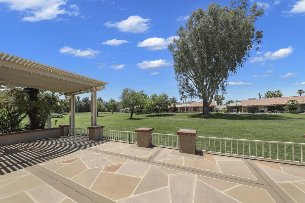 40649 Inverness Way, Palm Desert Property Listing: MLS® #219141195