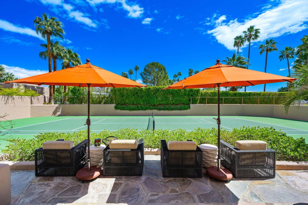 475 Via Las Palmas S, Palm Springs Property Listing: MLS® #219141511