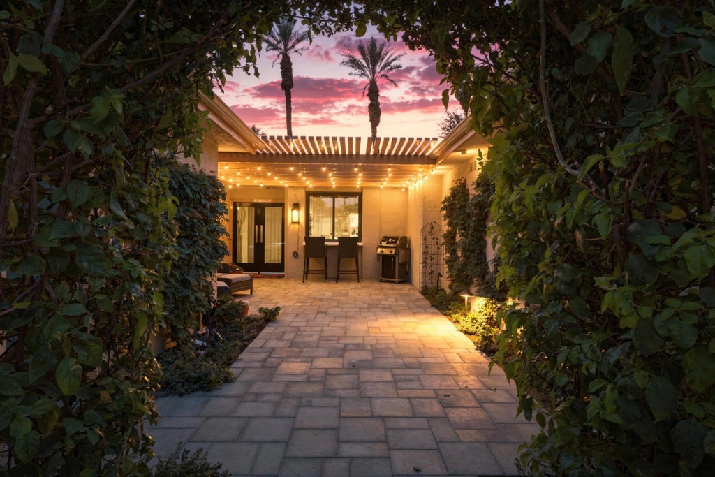 24 Palma Drive, Rancho Mirage Property Listing: MLS® #219141958