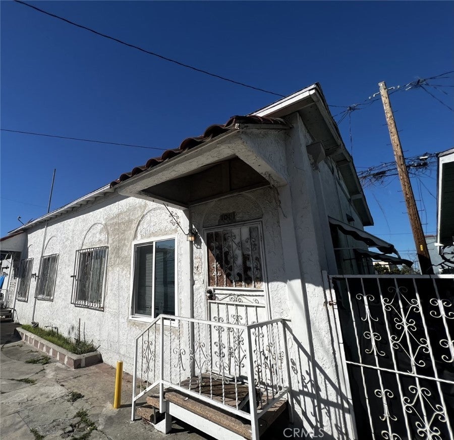 1039 E Chanda Ct | LONG BEACH Duplex | $500000