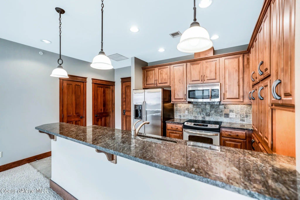 2051 N Main St #308, Coeur d'Alene Property Listing: MLS® #25-11393