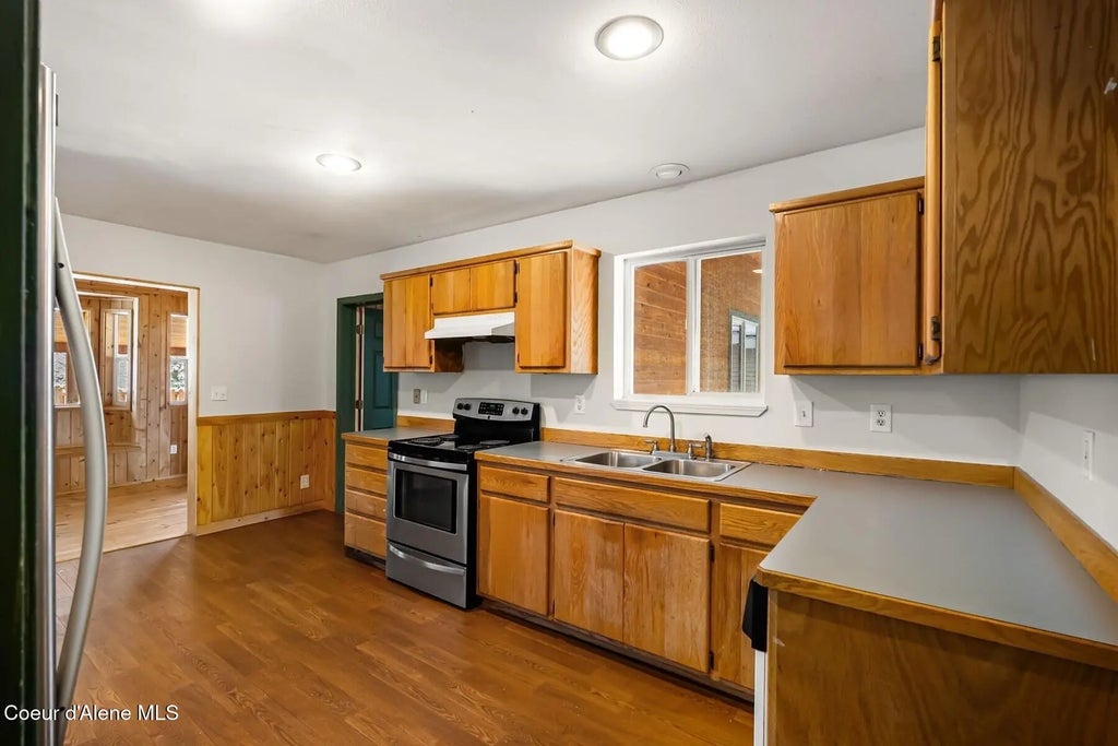 44 Campbell Loop, Laclede Property Listing: MLS® #25-11399