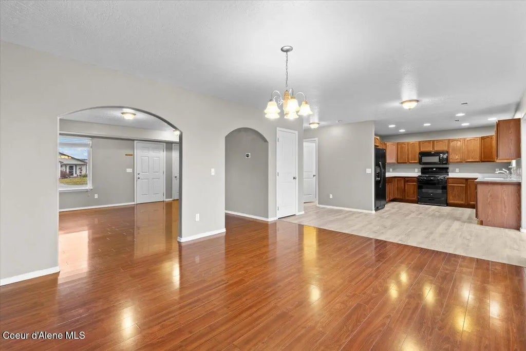 3483 W Lotze Loop, Coeur d'Alene Property Listing: MLS® #25-11652