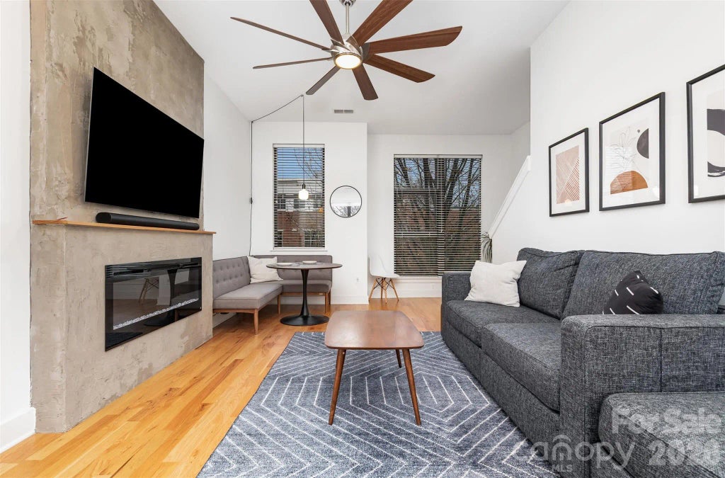 514 N Mcdowell Street, Charlotte Property Listing: MLS® #4327095