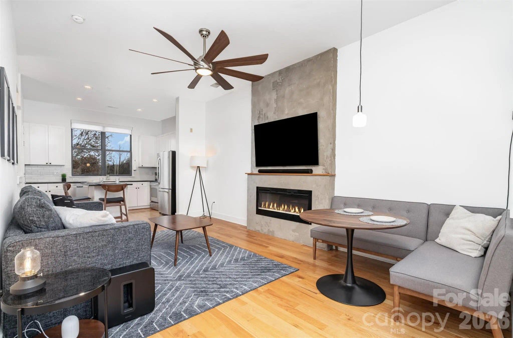 514 N Mcdowell Street, Charlotte Property Listing: MLS® #4327095