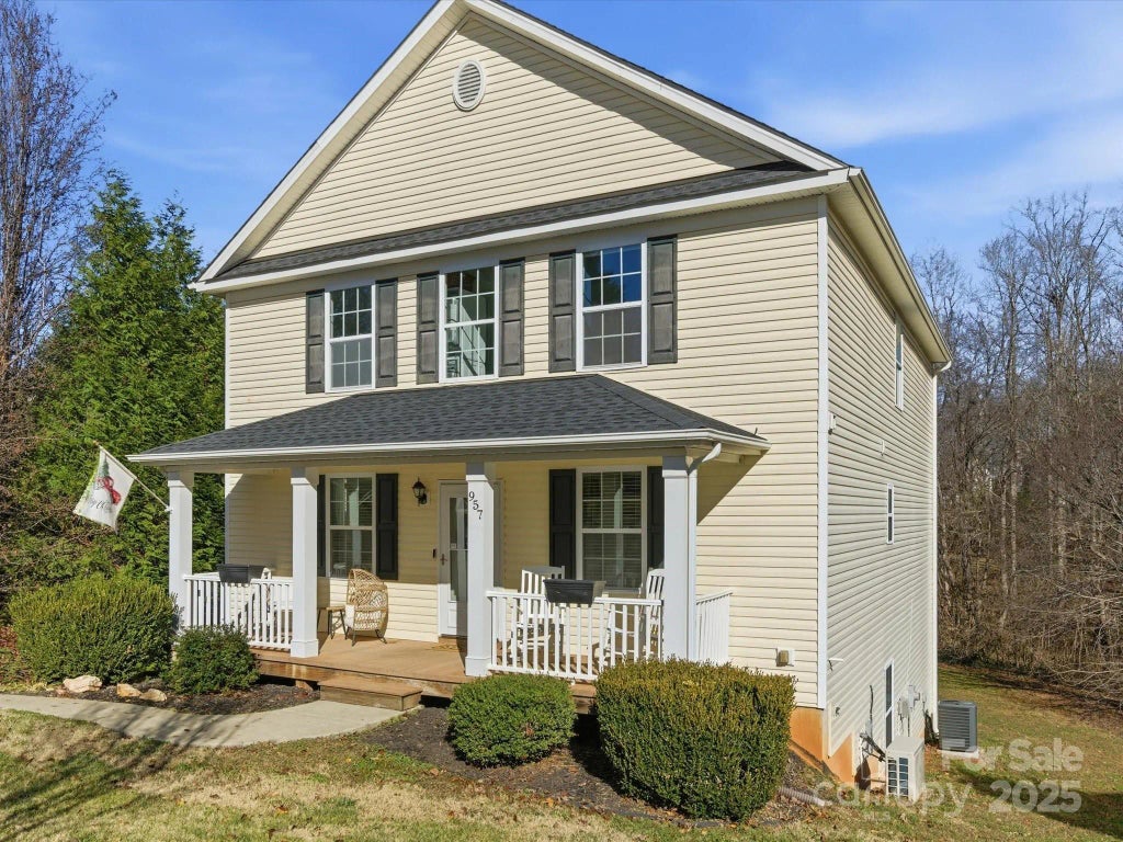 957 Poplar Forest Ridge, Clover Property Listing: MLS® #4330933