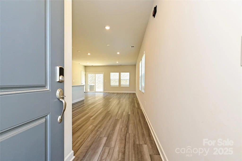 8113 Hidden Springs Trail, Charlotte Property Listing: MLS® #4331244