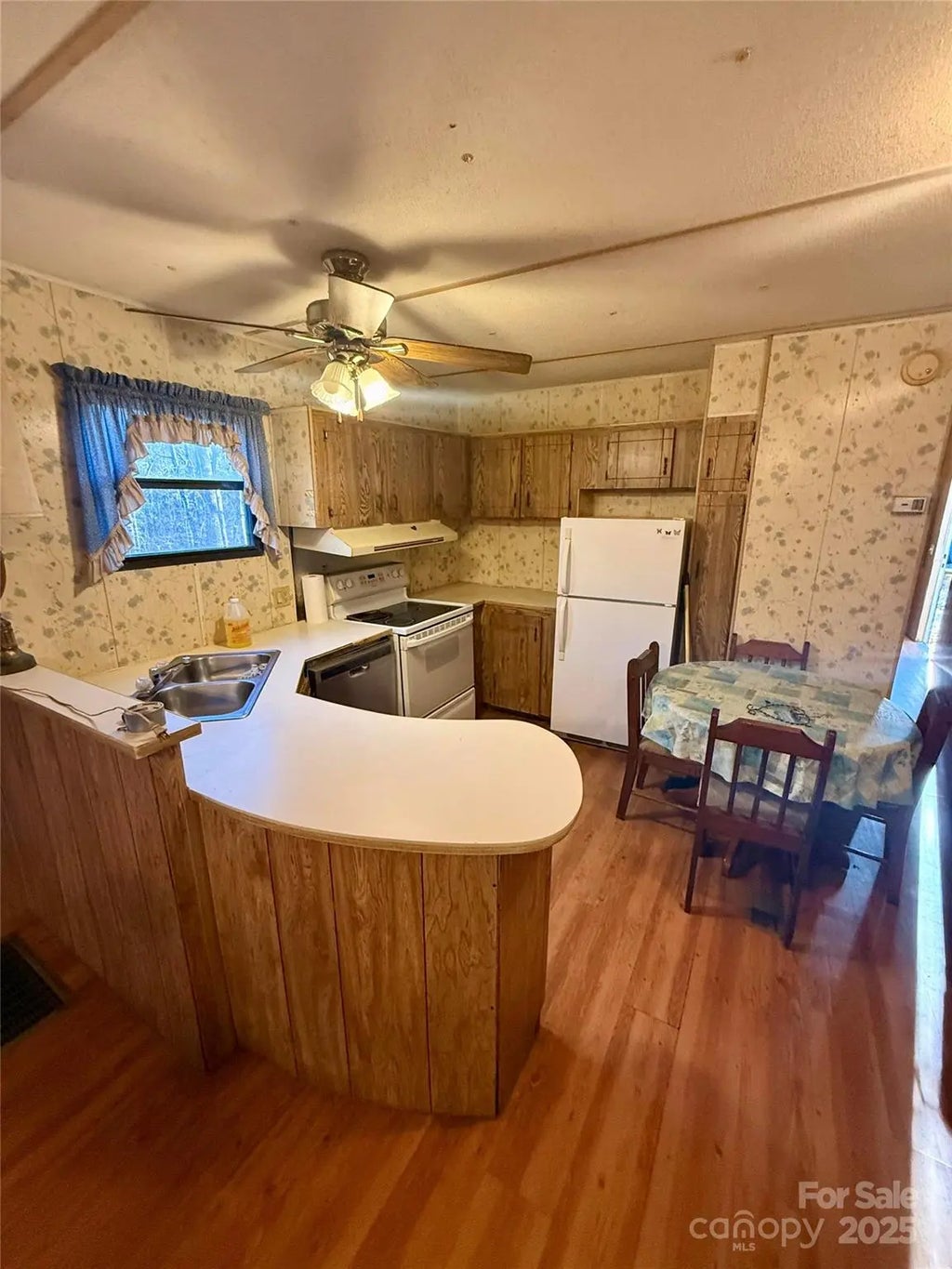 181 Song Sparrow Court, Rutherfordton Property Listing: MLS® #4331306