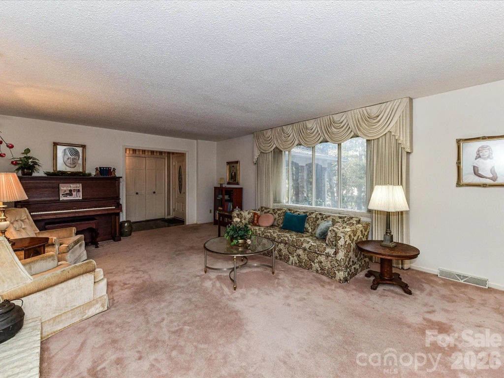 127 Todd Circle, Wingate Property Listing: MLS® #4335090