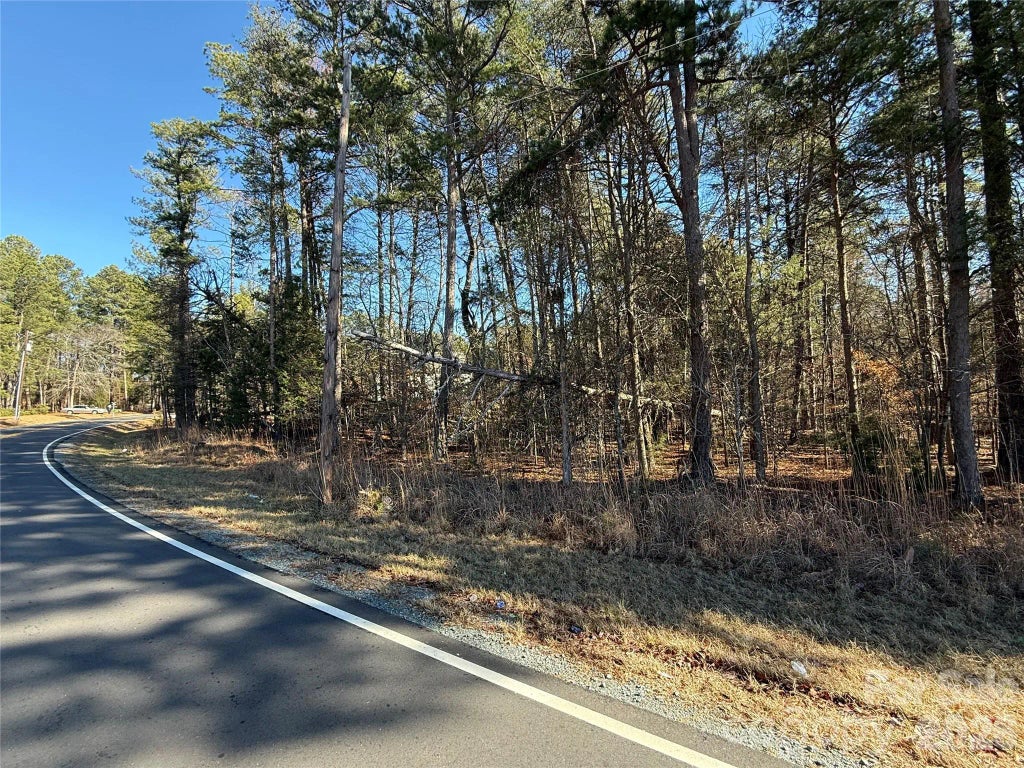 15425 Thomas Road, Charlotte Property Listing: MLS® #4338242