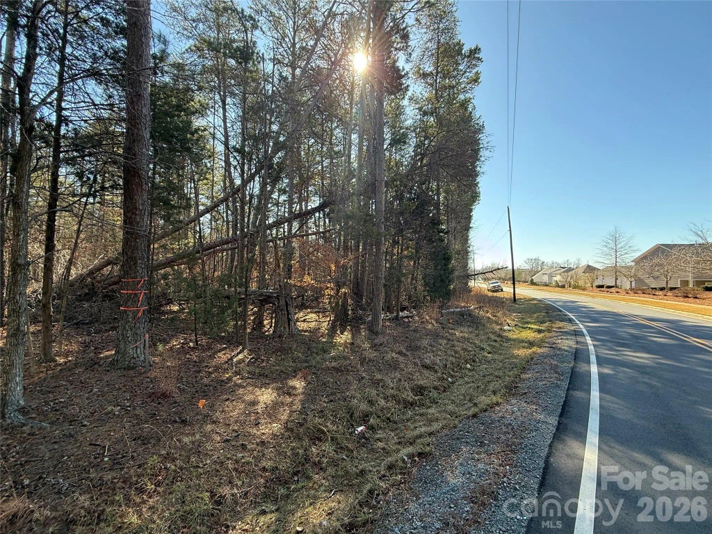 15425 Thomas Road, Charlotte Property Listing: MLS® #4338242