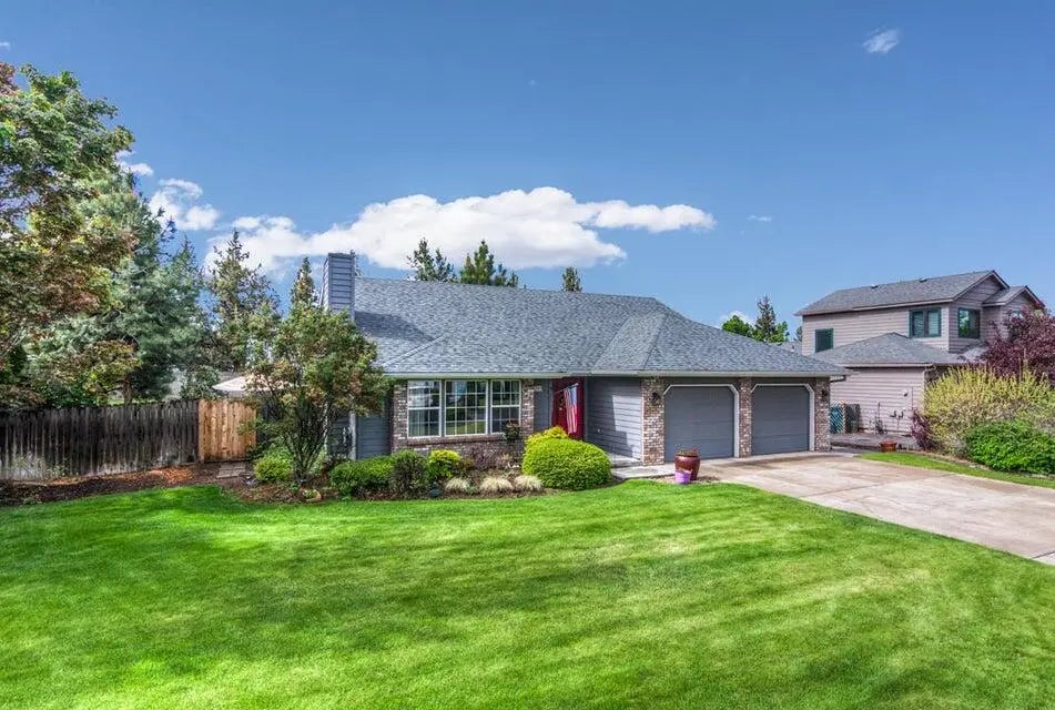 3393 Ne Stonebrook Loop, Bend Property Listing: MLS® #220213087