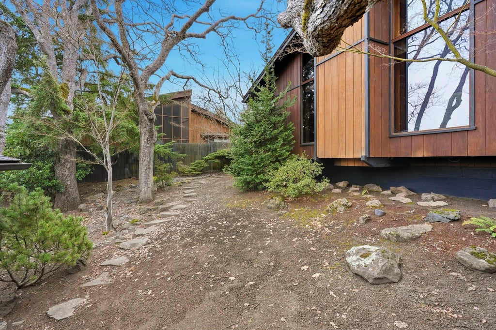 804 Acorn Circle, Ashland Property Listing: MLS® #220214363